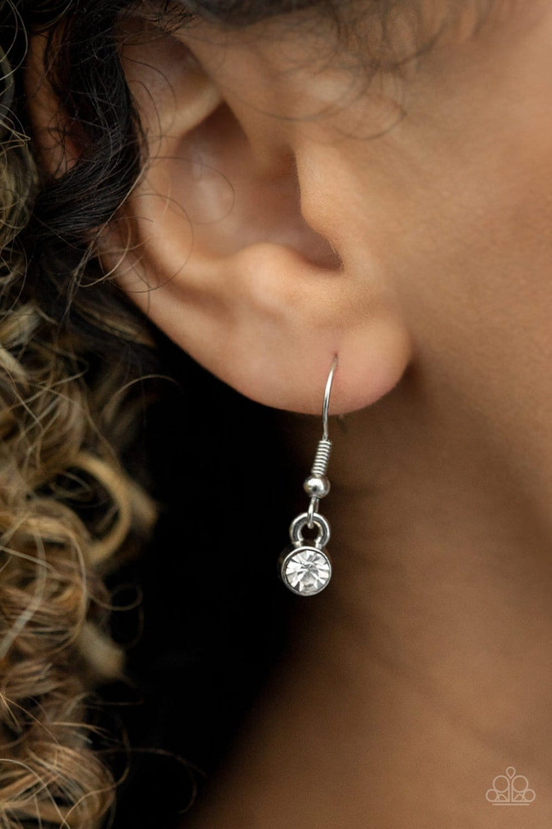 Paparazzi Accessories: HEIRESS of Them All - White Pearl/Rhinestone Ne ...